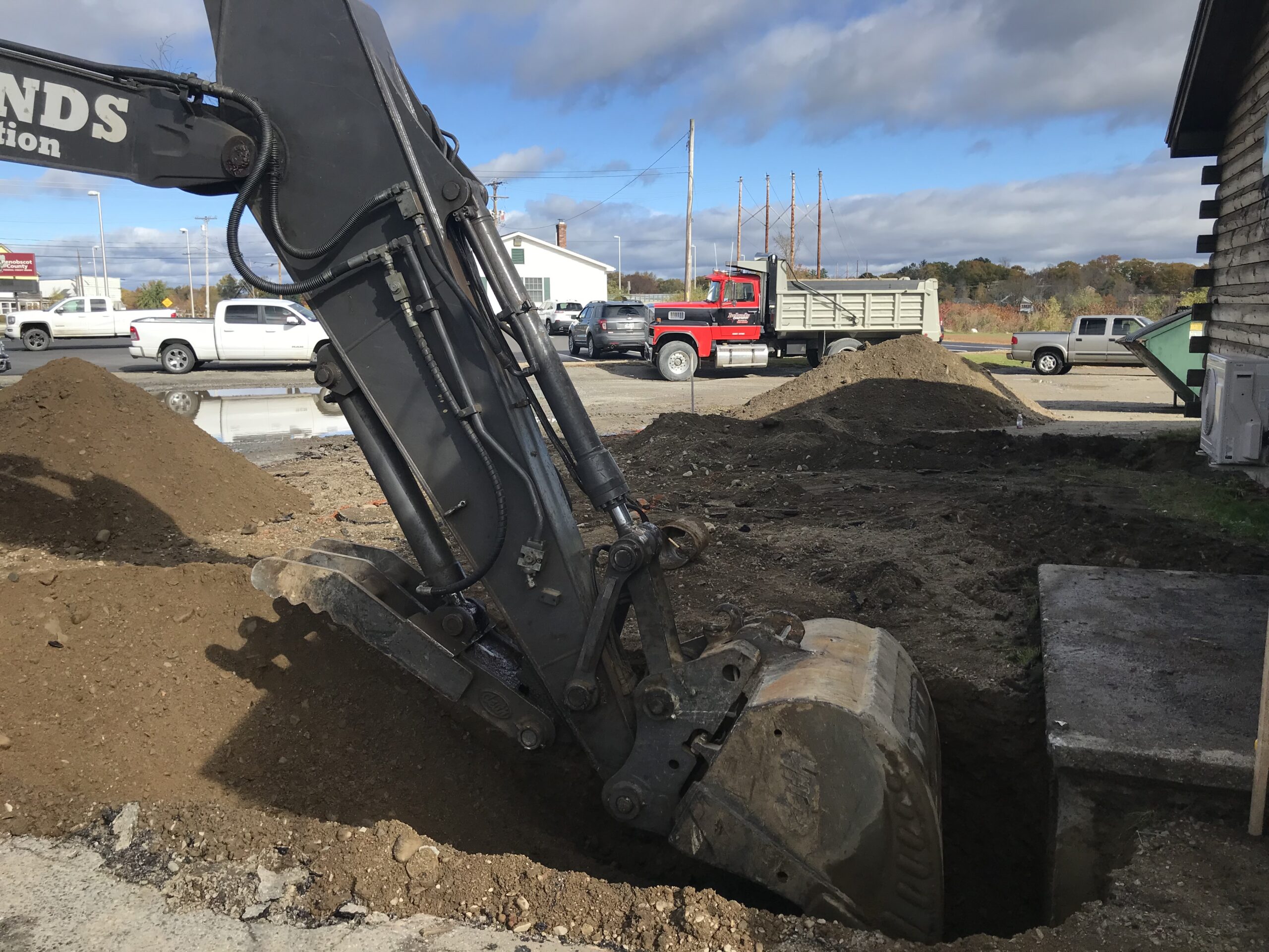 About Us | Handy Stop | 4 Locations | Howland, Maine